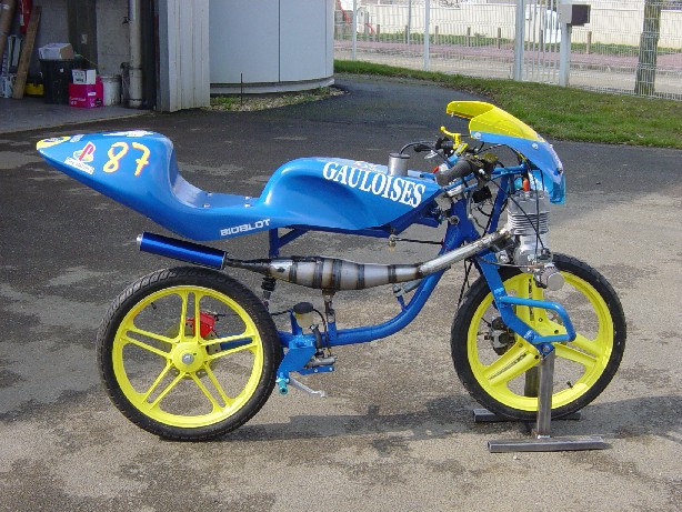 Competition Solex et courses de Solex • Afficher le sujet - Fourche super proto